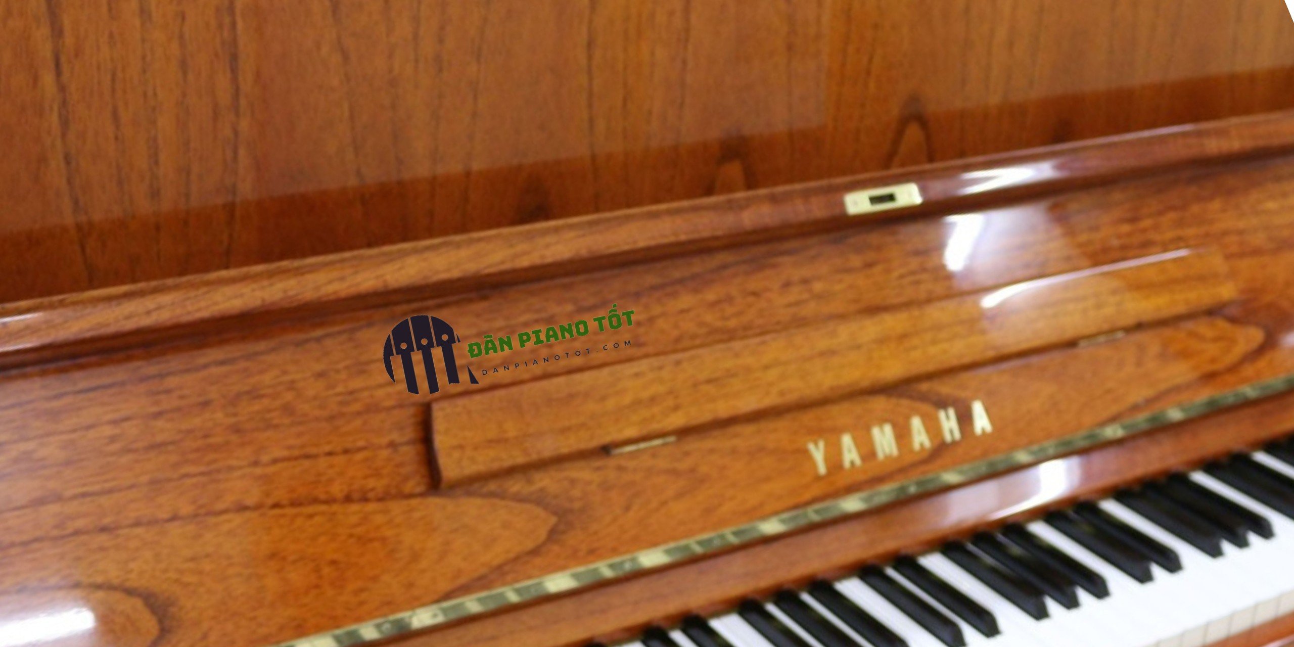 Đàn piano cơ Yamaha W104 chất lượng, giá ưu đãi - Đàn Piano Tốt